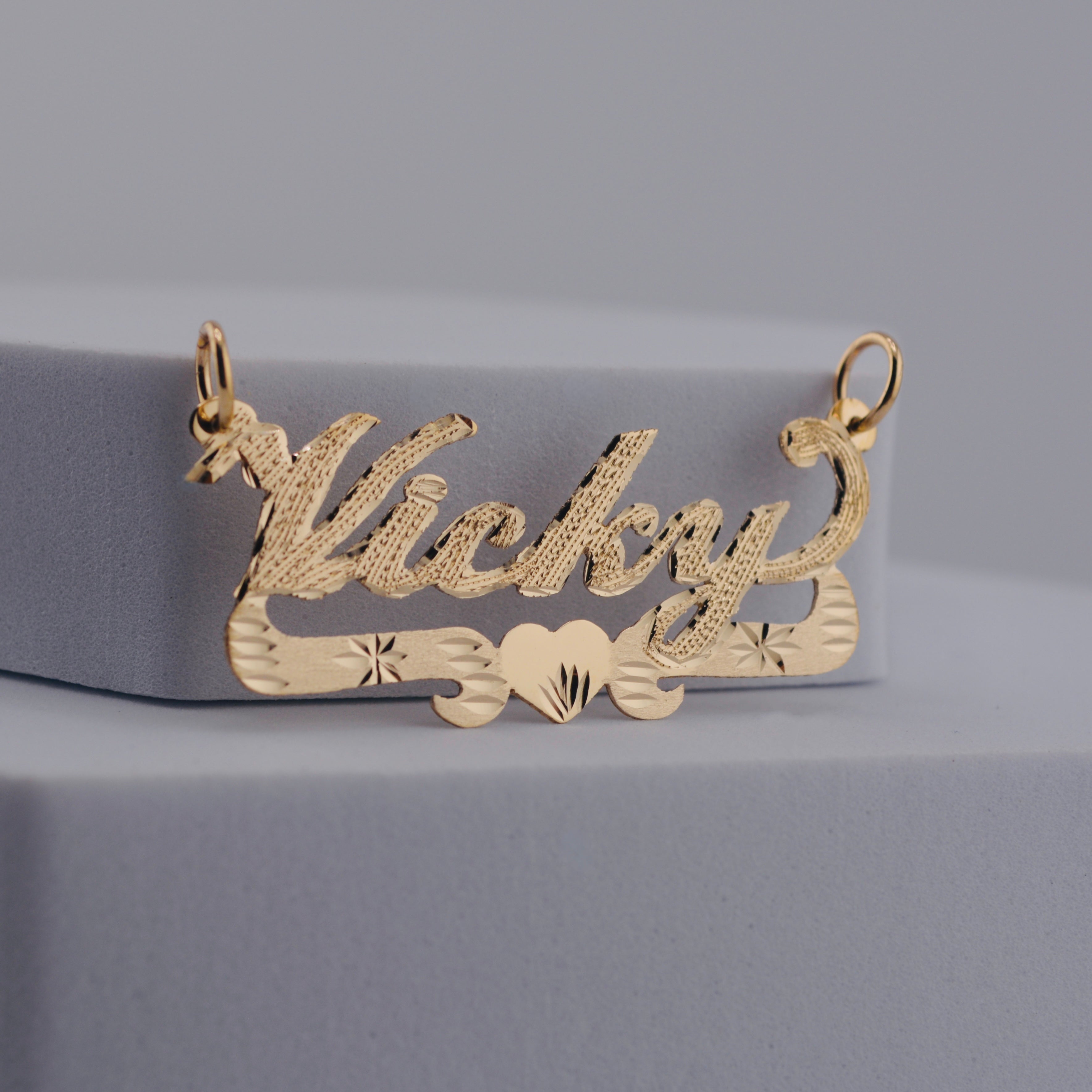 10K Gold Underlined Heart Nameplate Pendant – Cesar Cano